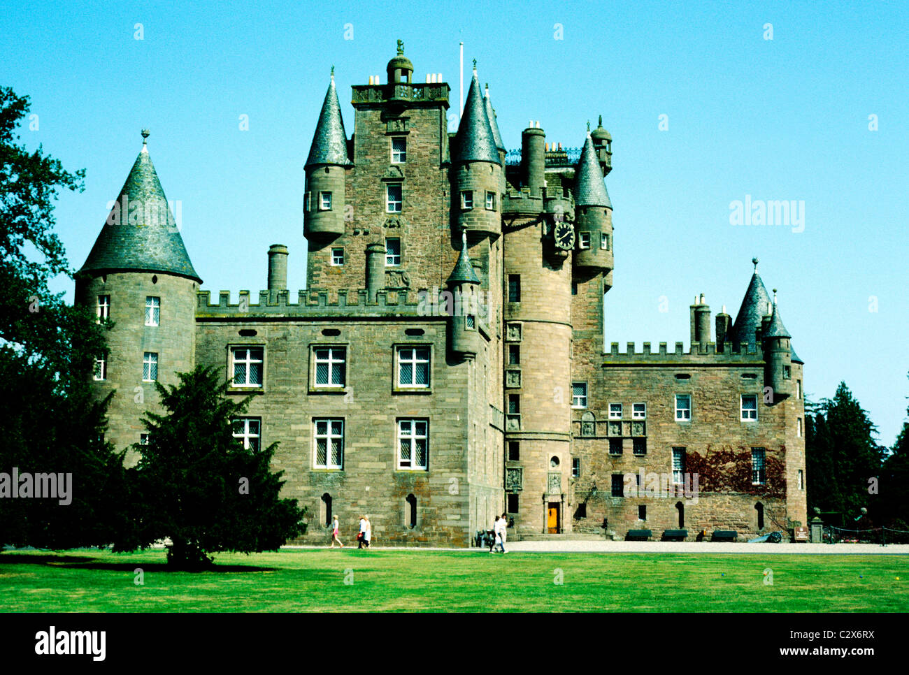 Glamis Castle, Scotland, Fife, Strathmore Region Scottish castles 15th ...