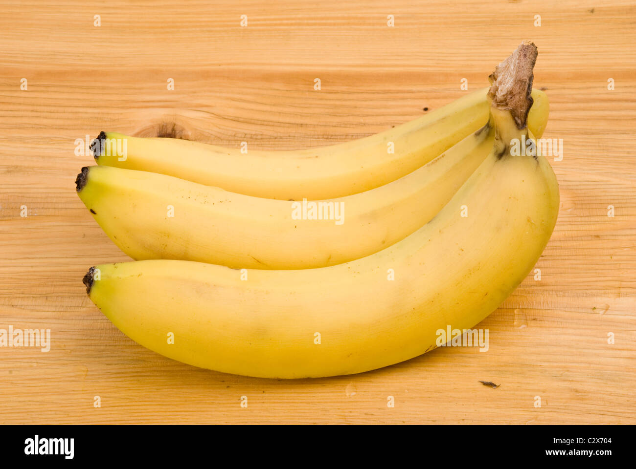 Fresh yellow bananas hi-res stock photography and images - Alamy