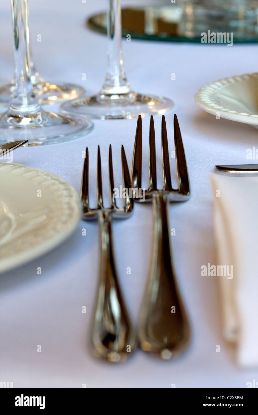 Reception party in marquee hi-res stock photography and images - Alamy