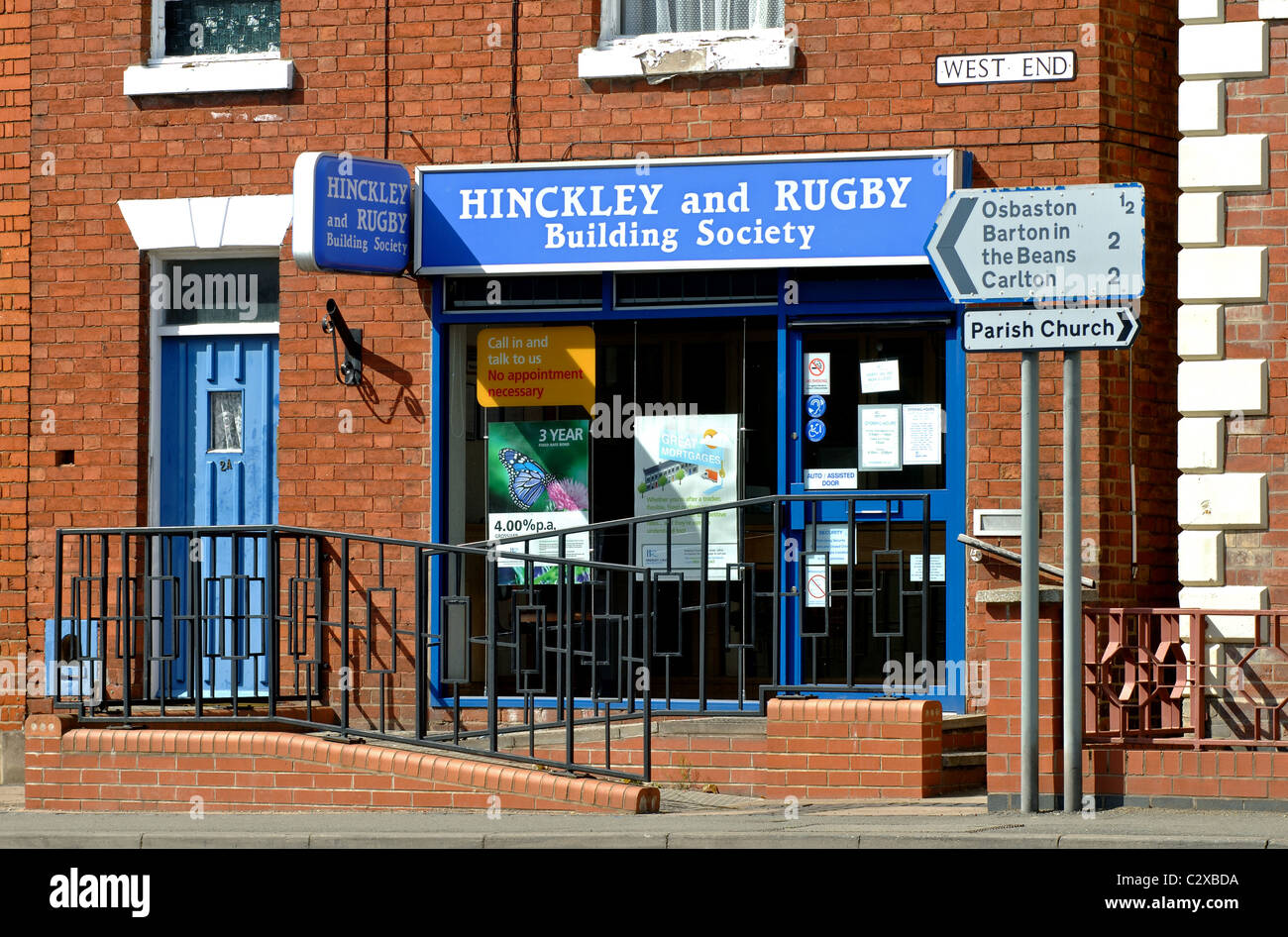 Building society window hi-res stock photography and images - Alamy