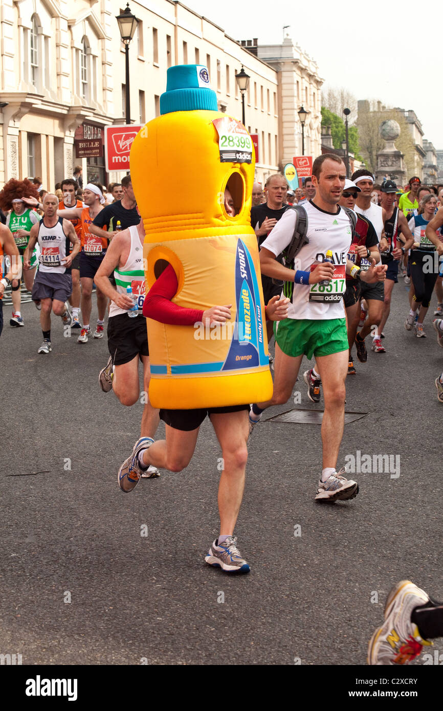 Fancy dress runner at the london marathon 2011 hi-res stock photography ...
