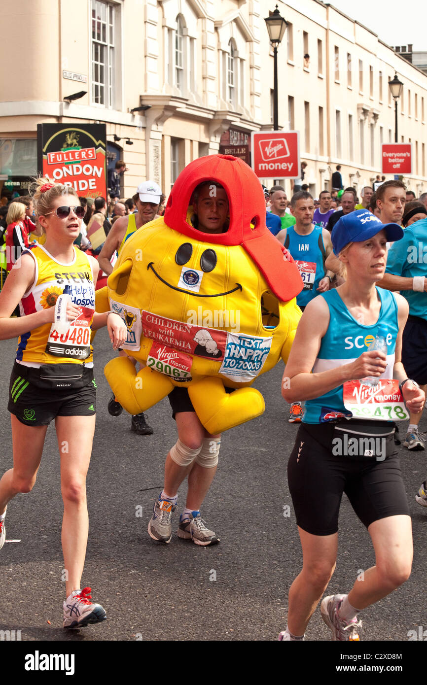 Fancy dress runner at the london marathon 2011 hi-res stock photography ...