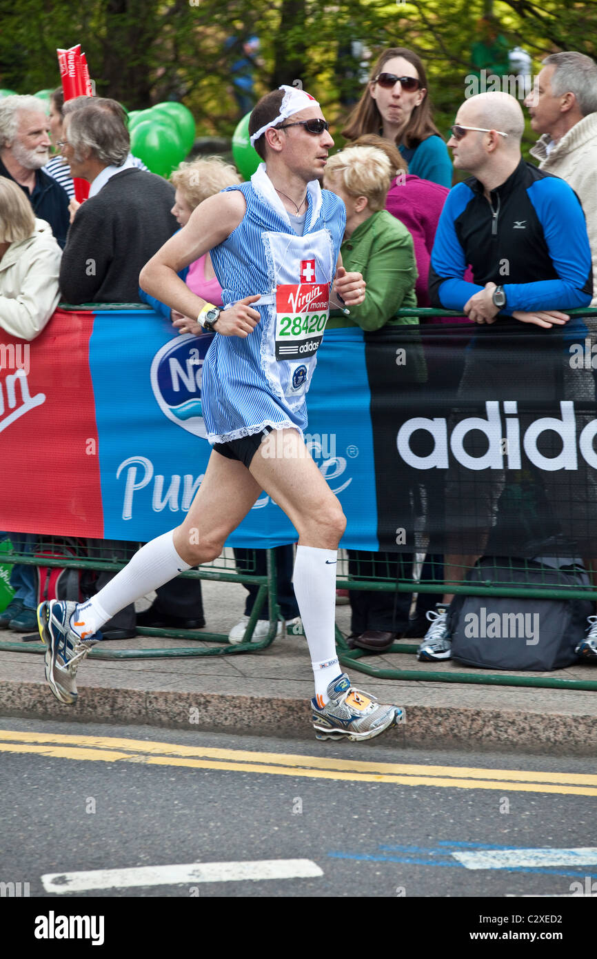 Fancy dress charity runners at the London marathon 2011, Canary Wharf ...