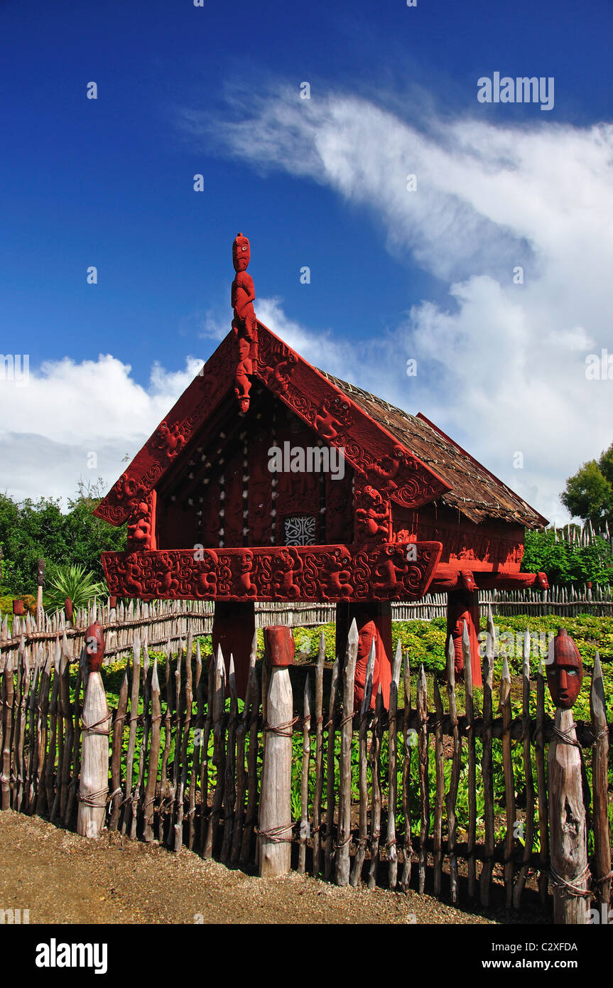 Carved Maori storehouse, Te Parapara Maori Garden, Hamilton Gardens ...