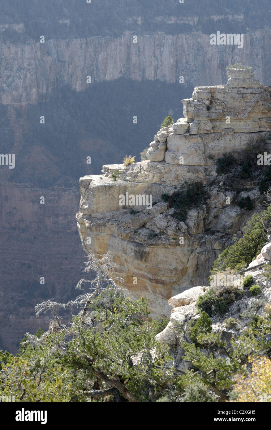 Rugged Edge Of A Cliff Stock Photo - Alamy