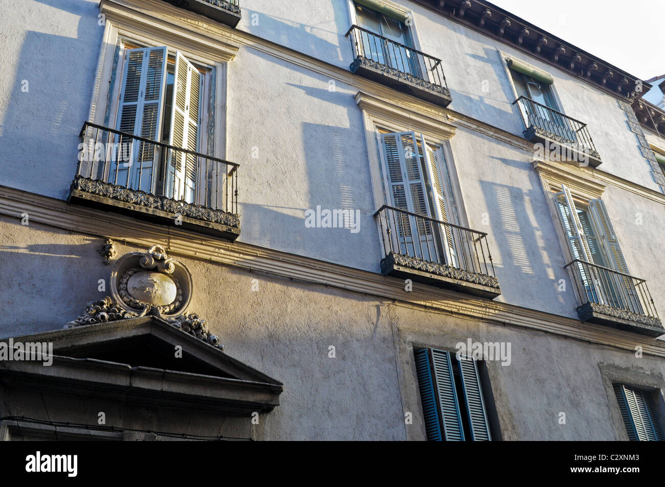 All windows open hi-res stock photography and images - Alamy