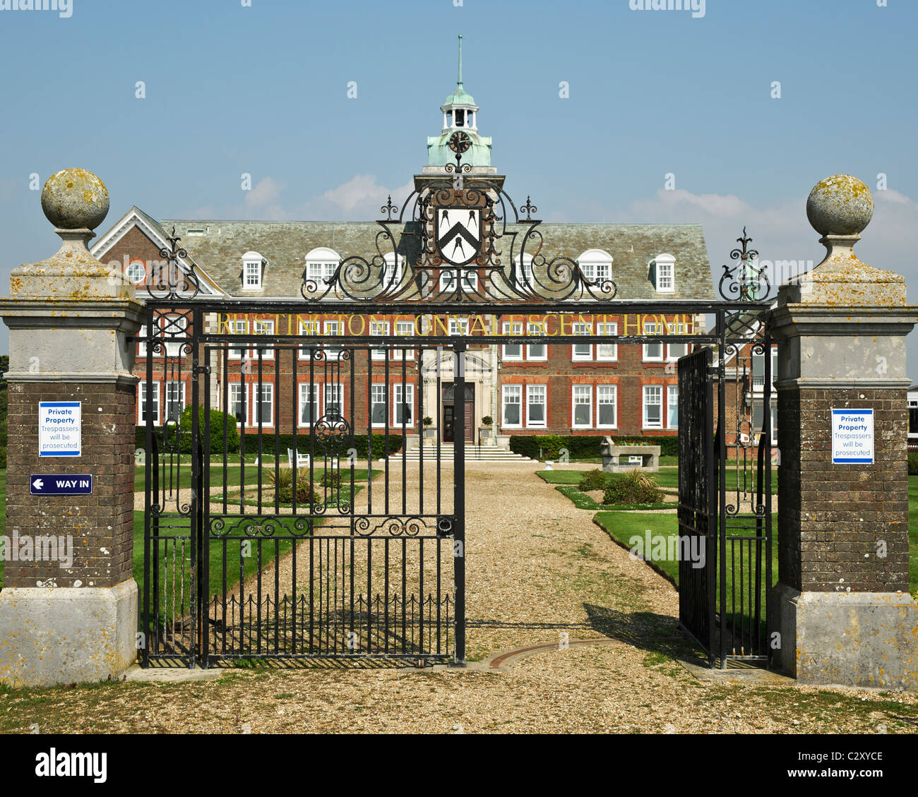 Rustington hi-res stock photography and images - Alamy