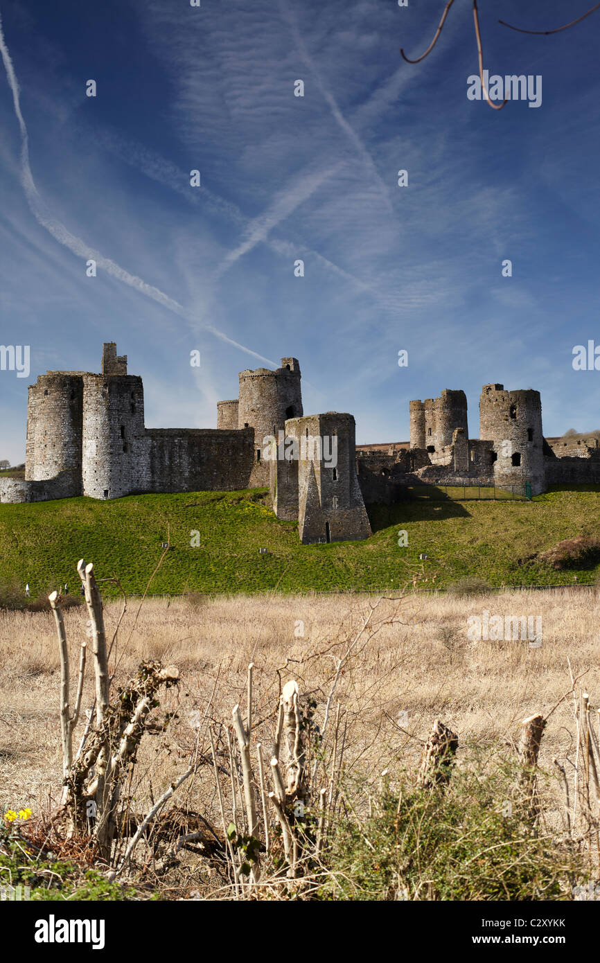 Kidwelly castle hi-res stock photography and images - Alamy