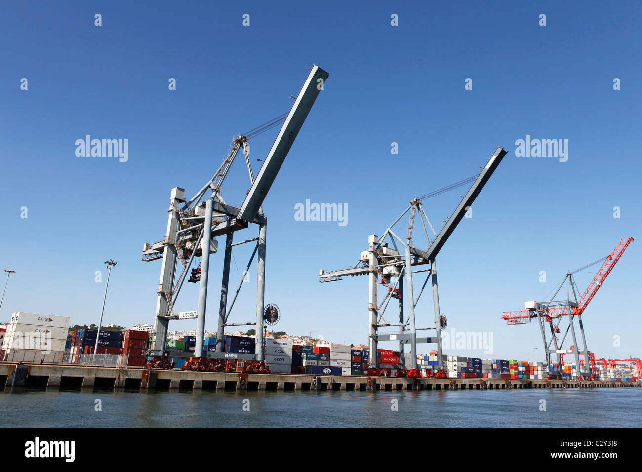Alcantara docks lisbon hi-res stock photography and images - Alamy