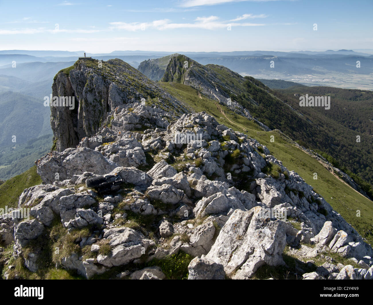 Txuri hi-res stock photography and images - Alamy