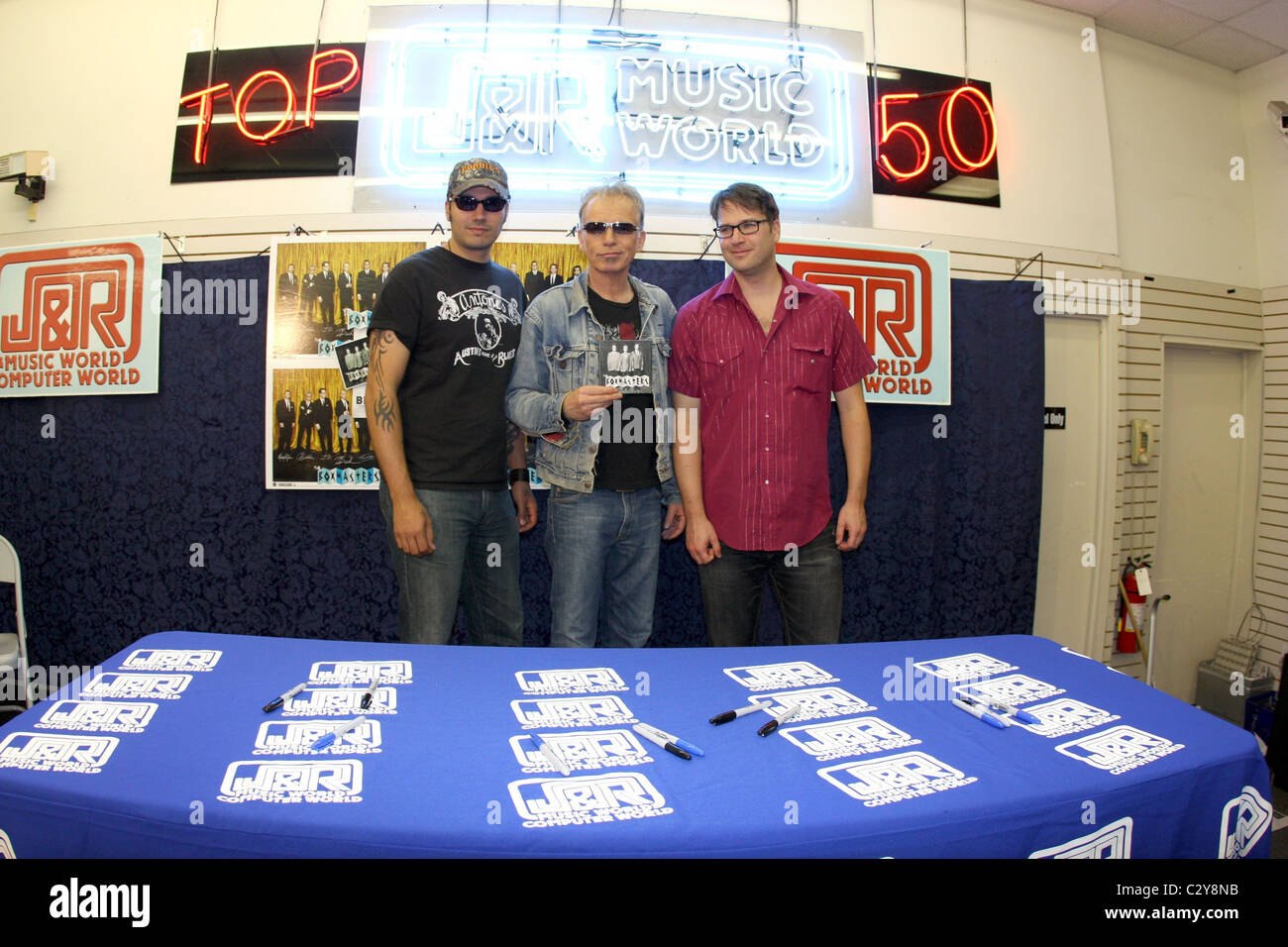 Billy bob thornton boxmasters hi-res stock photography and images - Alamy