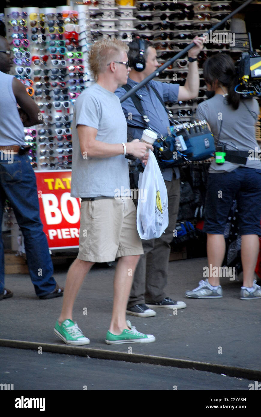 The new cast of MTV's 'The Real World: Brooklyn' are filmed shopping ...