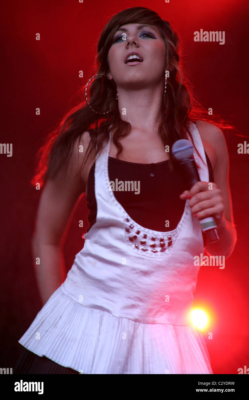 Phoebe Brown of X-Factor 2007 girl band Hope performing live on Day 1 ...