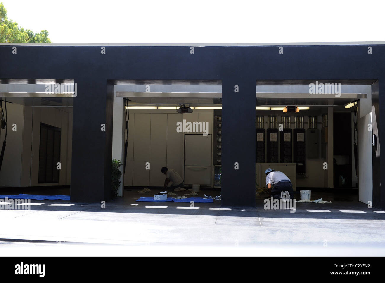 Keanu reeves home hi-res stock photography and images - Alamy