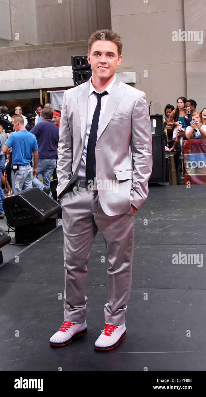 Jesse McCartney performs live on 'The Today Show's Summer Concert ...
