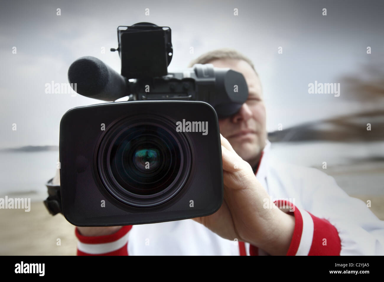Tv reportage hi-res stock photography and images - Alamy