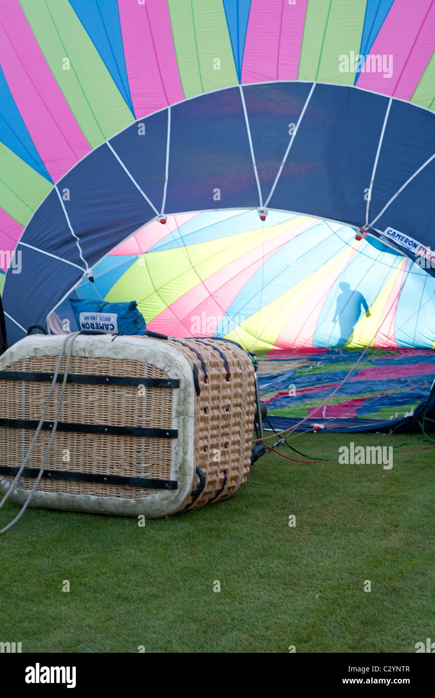 Inflating hot air balloons Stock Photo - Alamy