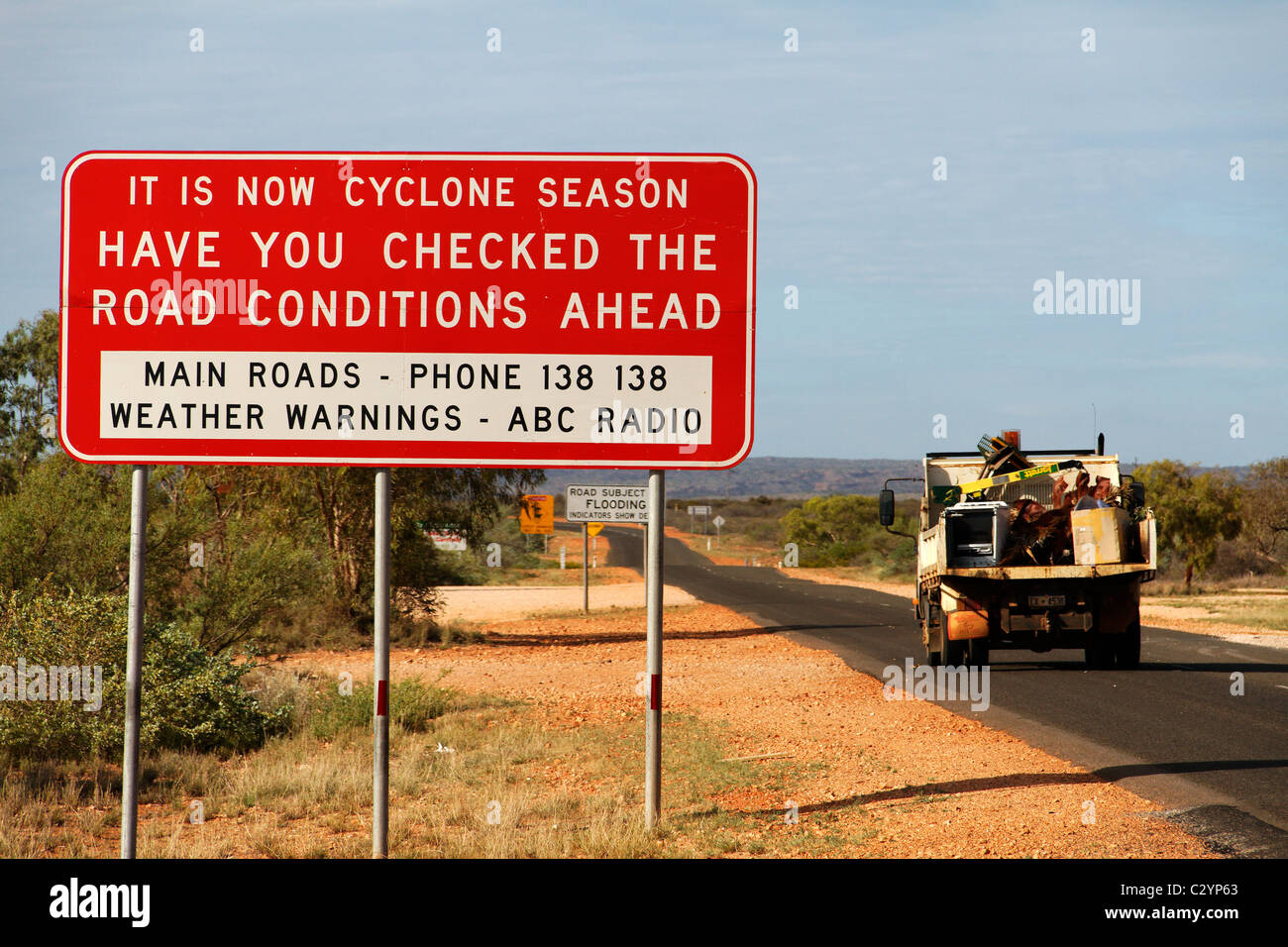 Cyclone season road warning sign, Exmouth Western Australia Stock Photo ...