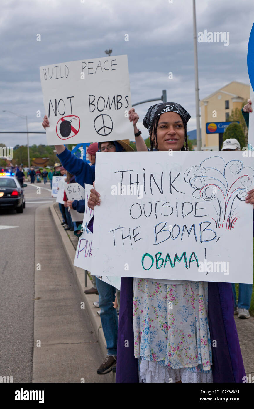 American weapons production hi-res stock photography and images - Alamy