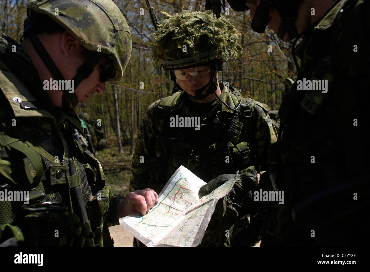 Canadian soldier(s) participate in exercises prior to being sent to ...