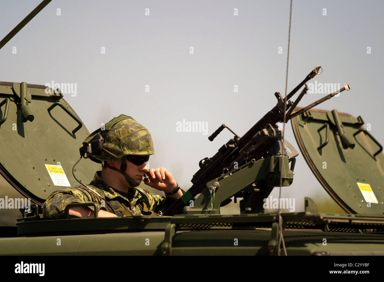 Canadian soldier(s) participate in exercises prior to being sent to ...