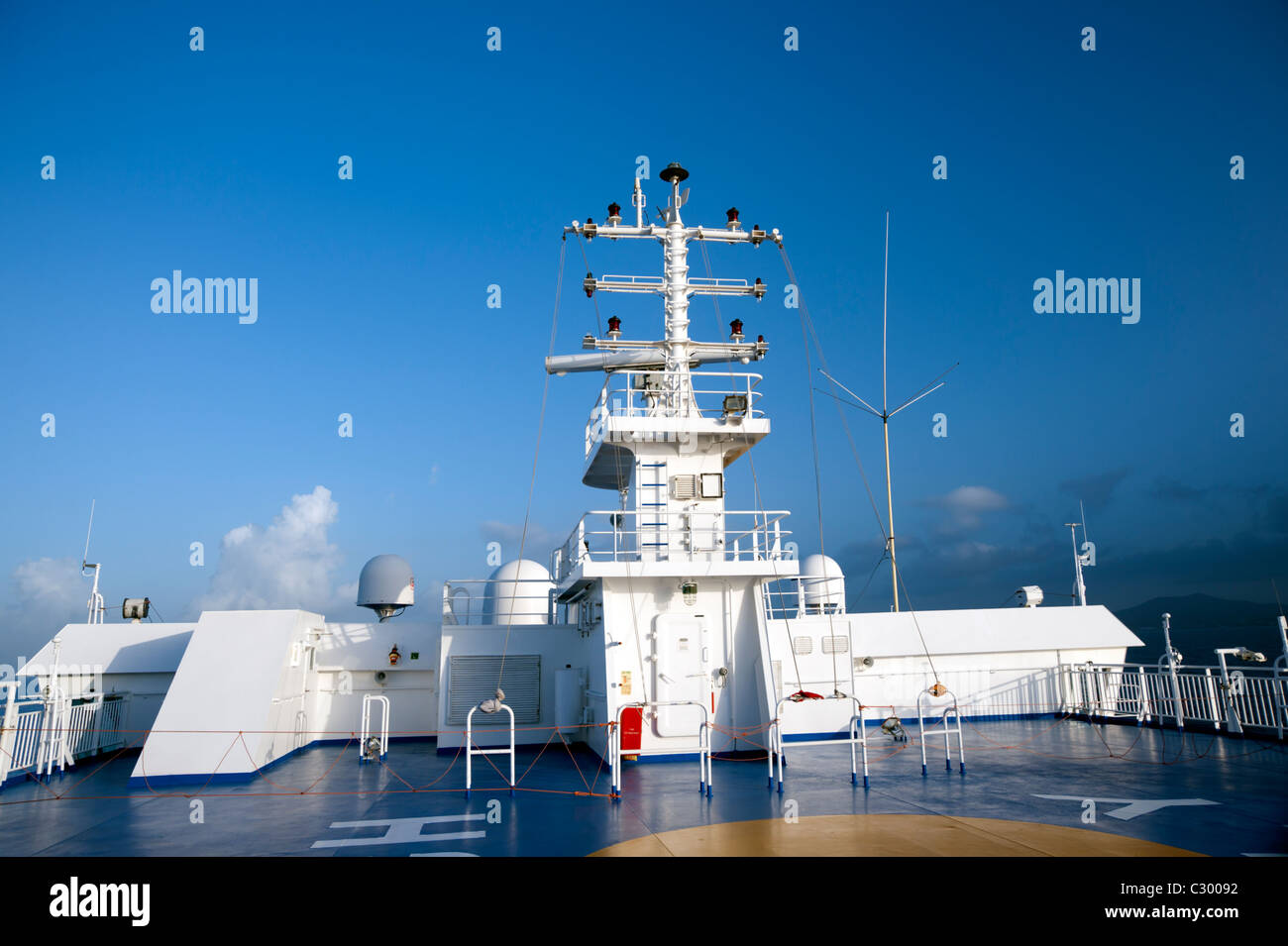 Ships communication equipment hi-res stock photography and images - Alamy