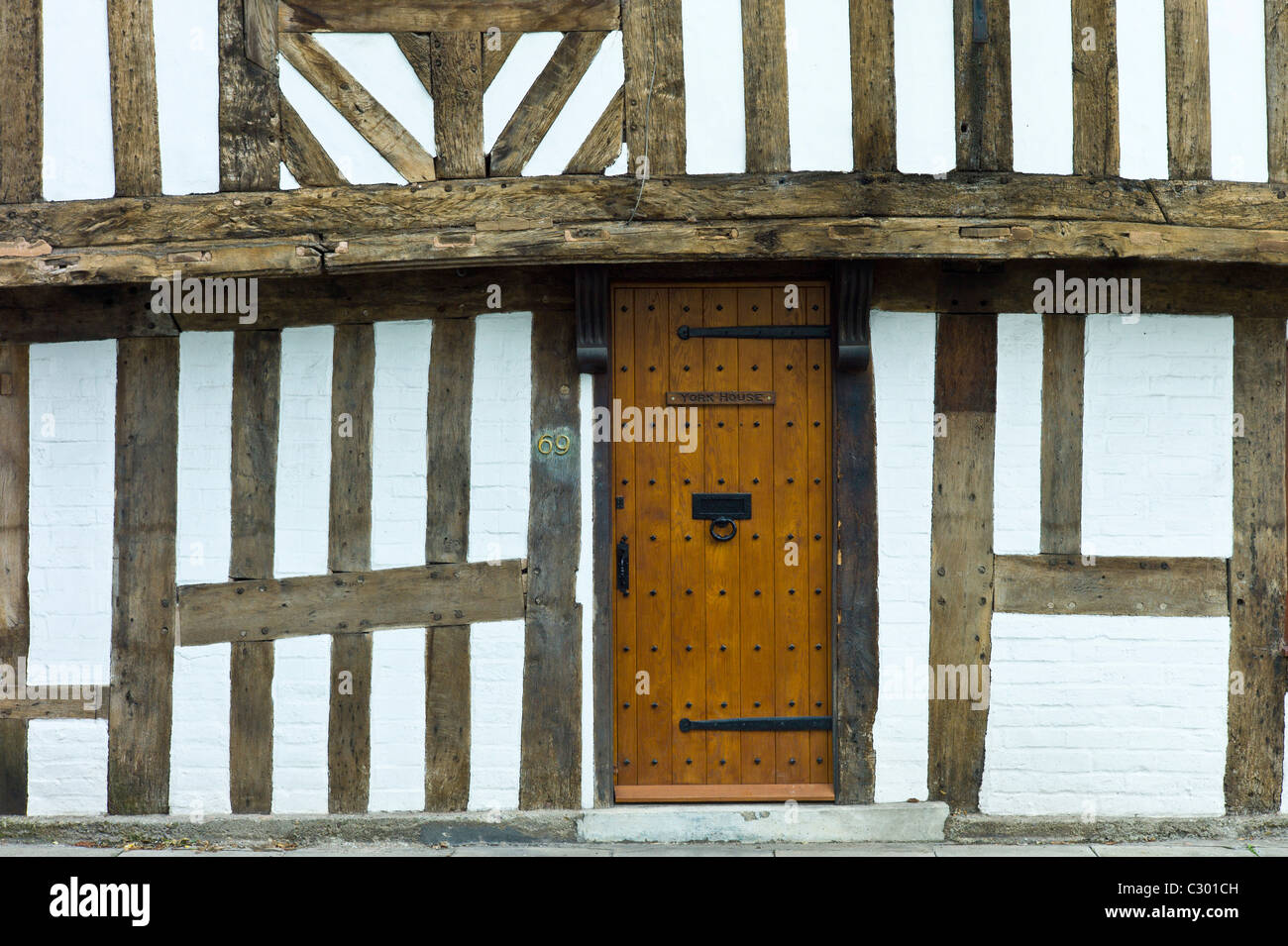 Tudor Timber Framed Houses High Resolution Stock Photography and Images ...