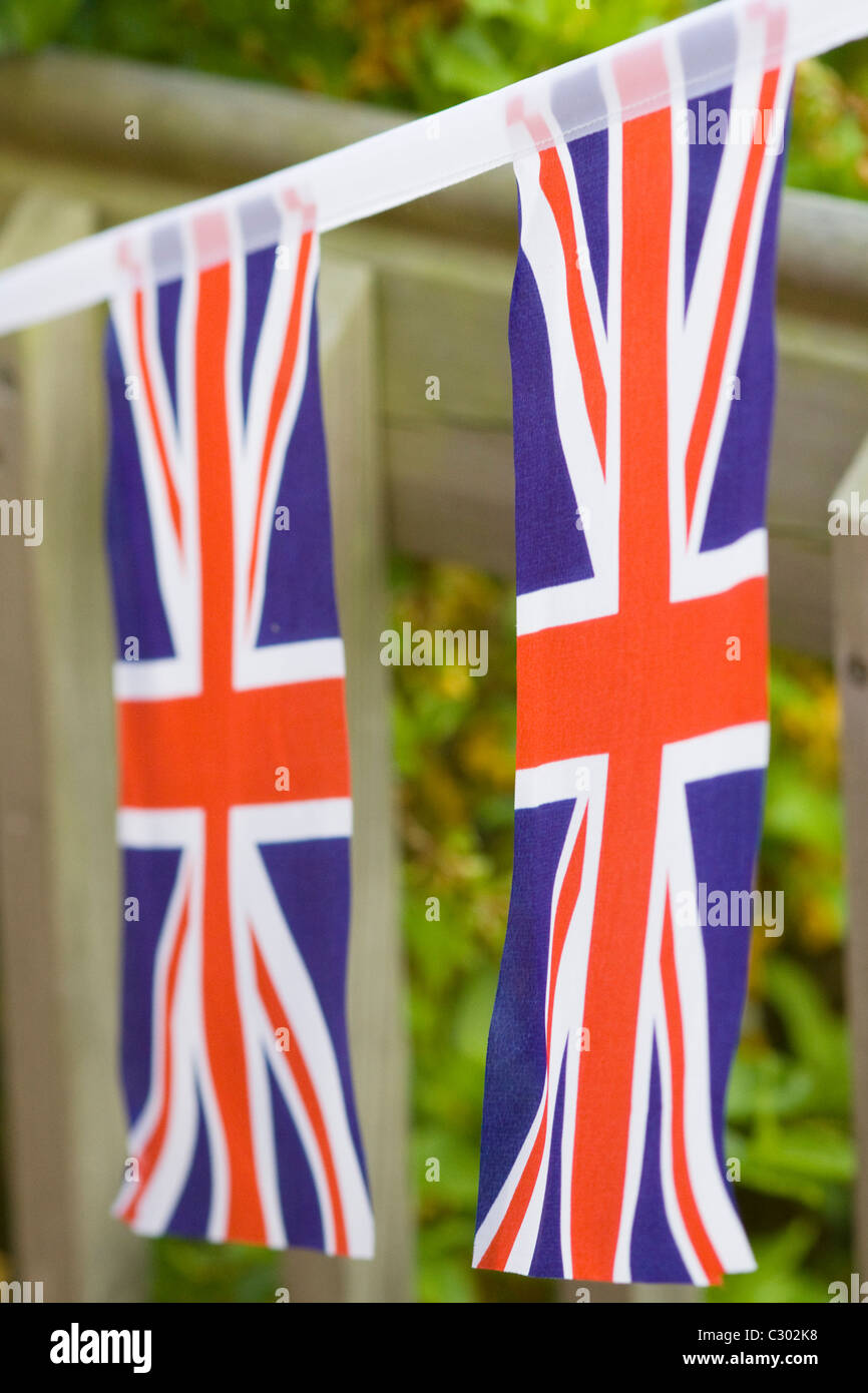 Plastic union jack bunting hi-res stock photography and images - Alamy