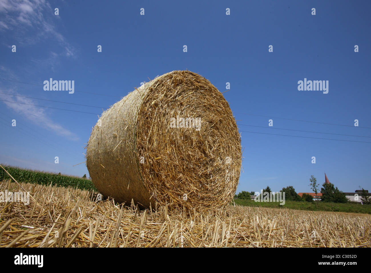 Strohfelder hi-res stock photography and images - Alamy