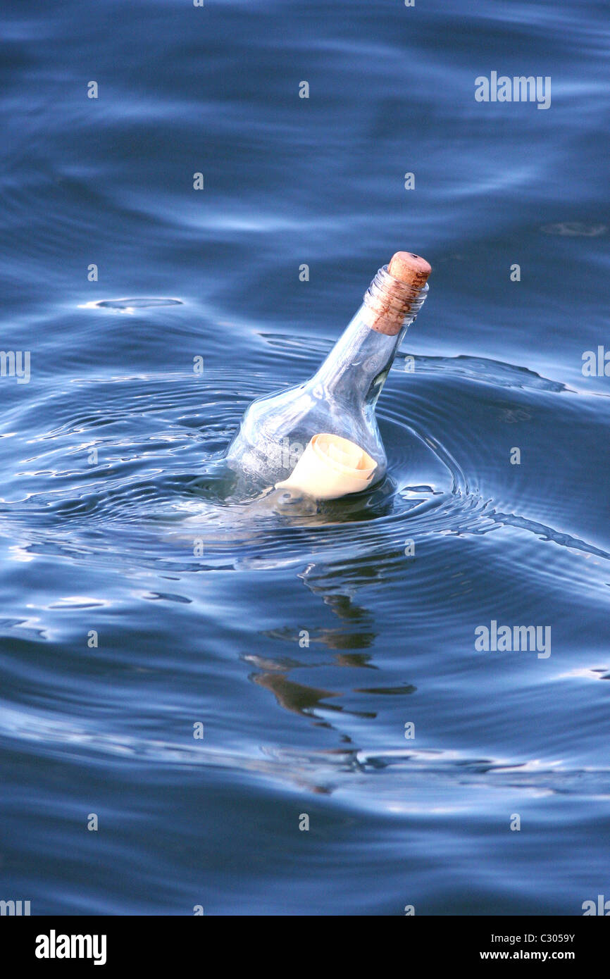 message in a bottle Stock Photo - Alamy