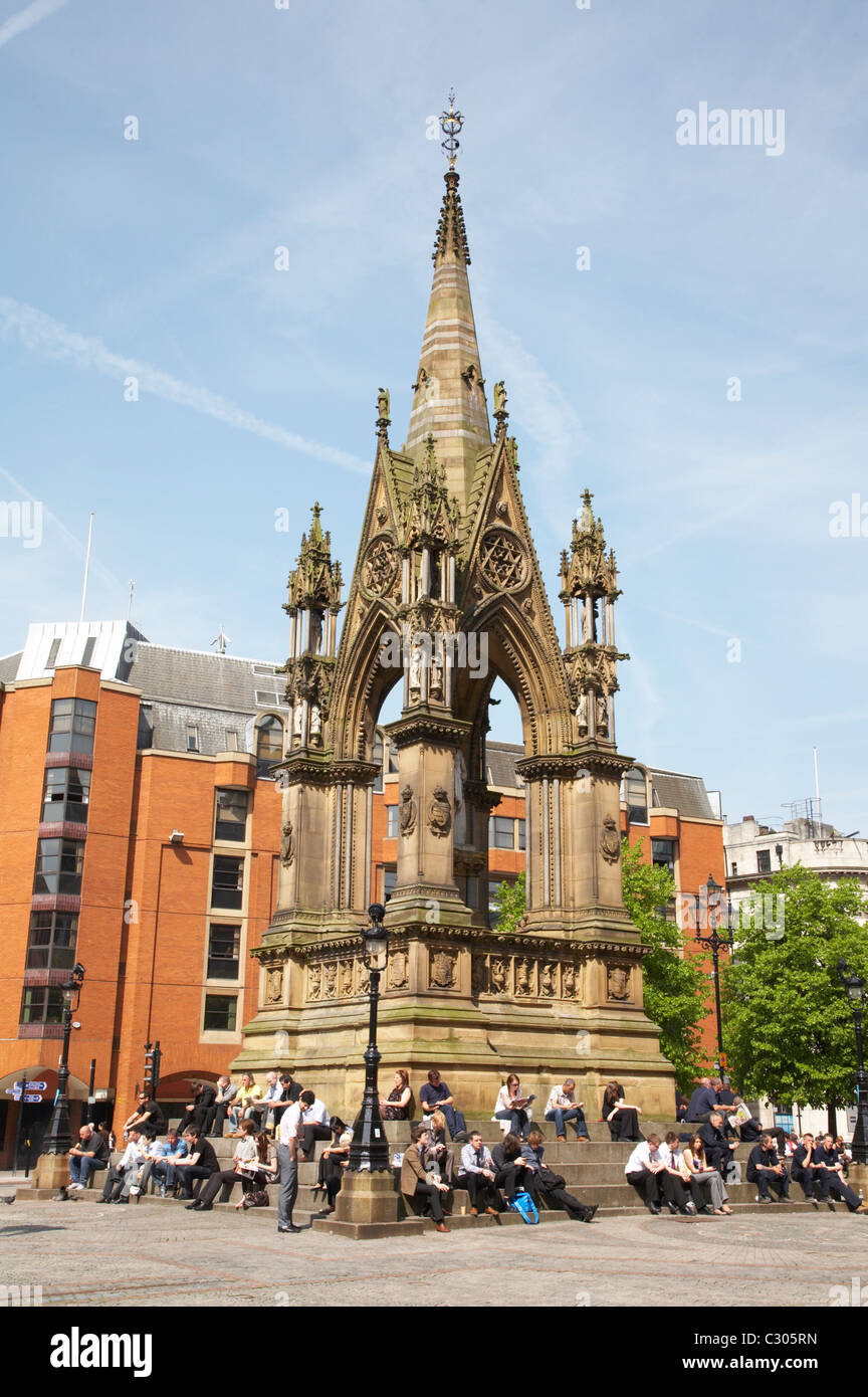 Albert square manchester day hi-res stock photography and images - Alamy