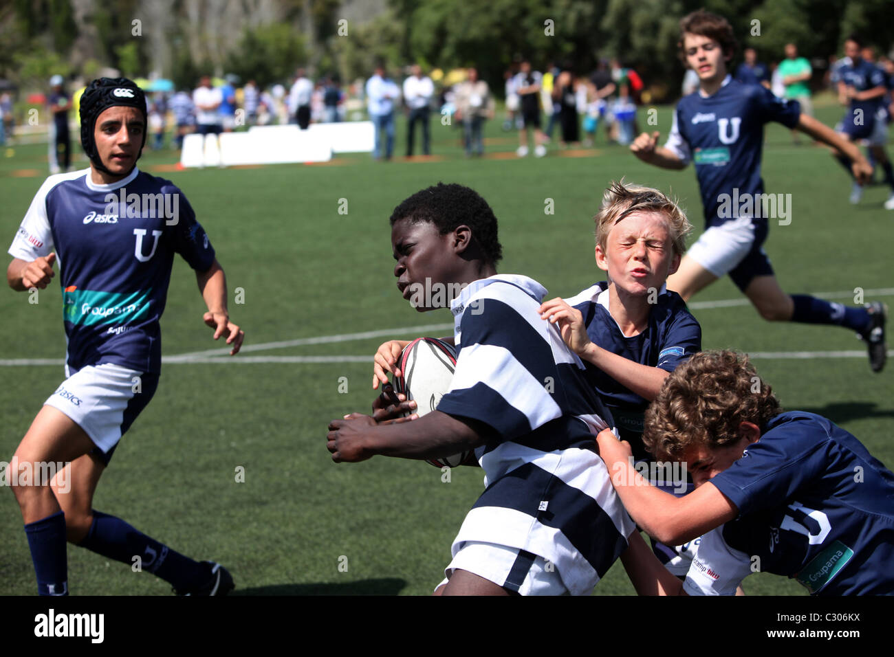 African running rugby hi-res stock photography and images - Alamy