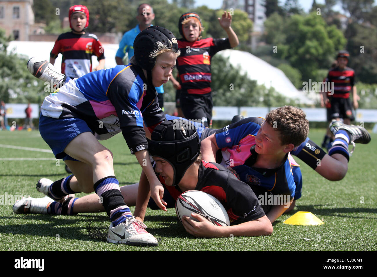 Sport boys hi-res stock photography and images - Alamy
