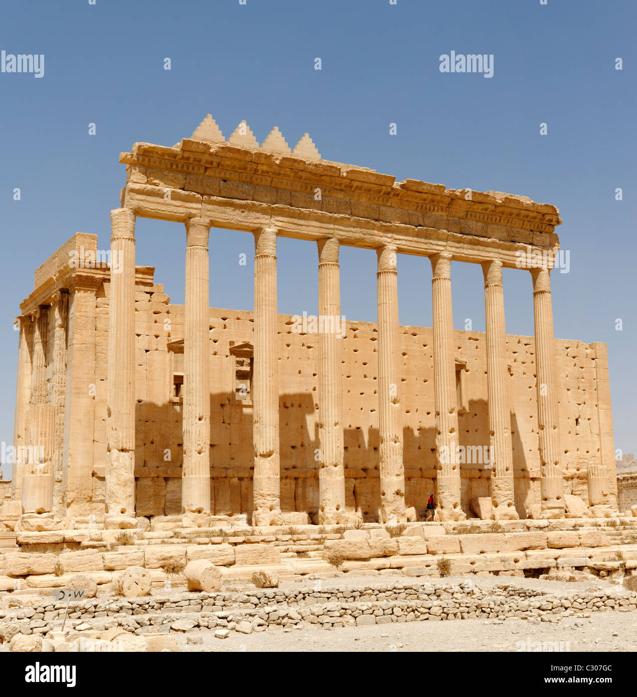 Eight corinthian columns hi-res stock photography and images - Alamy