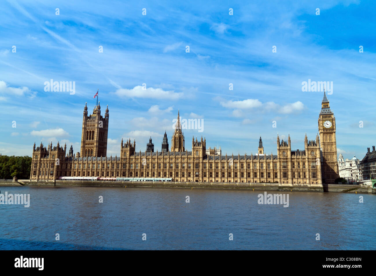Big ben and the houses of parlament hi-res stock photography and images ...