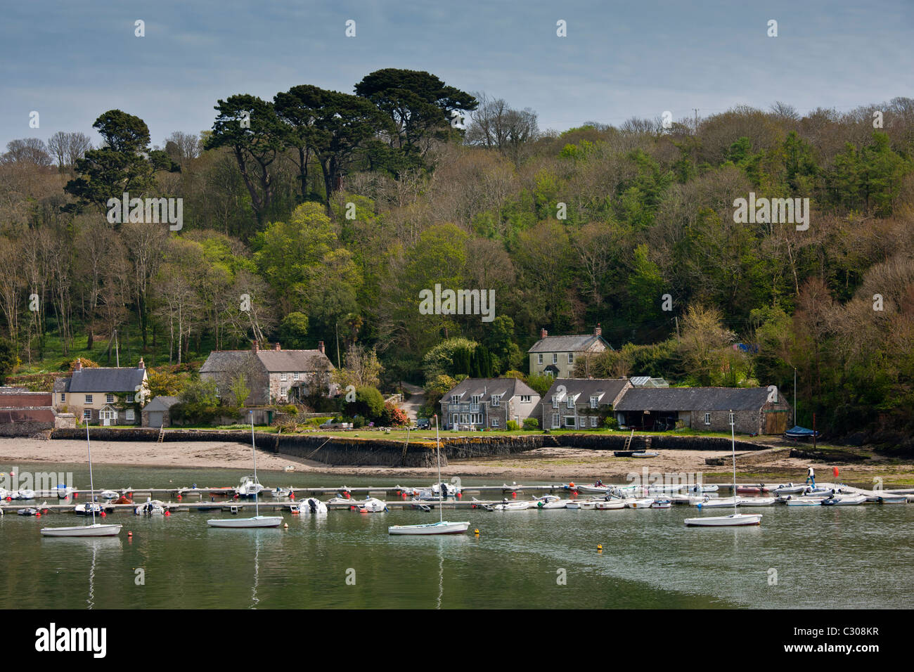 Serene river scene hi-res stock photography and images - Alamy