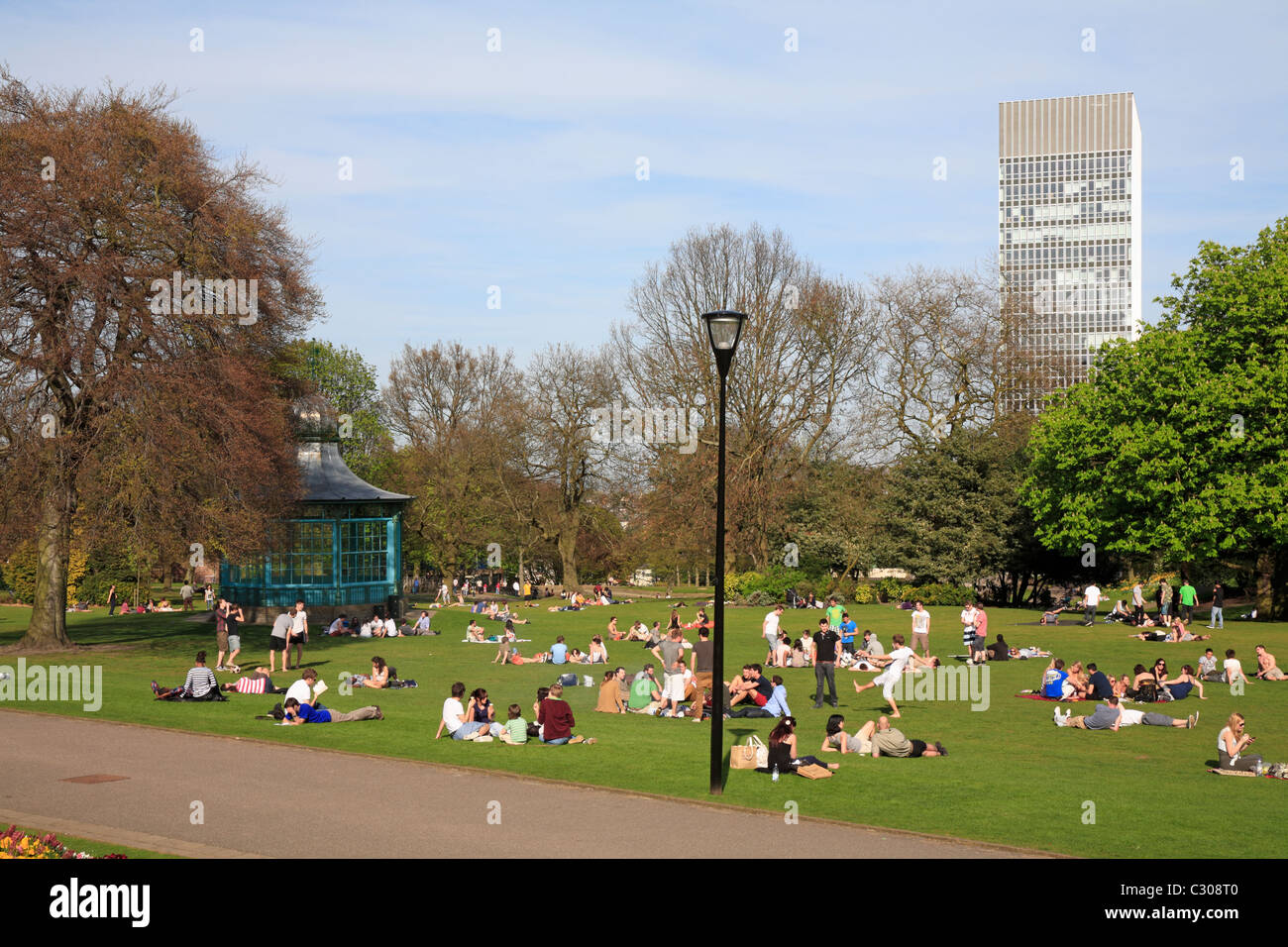 University of sheffield arts tower hi-res stock photography and images ...