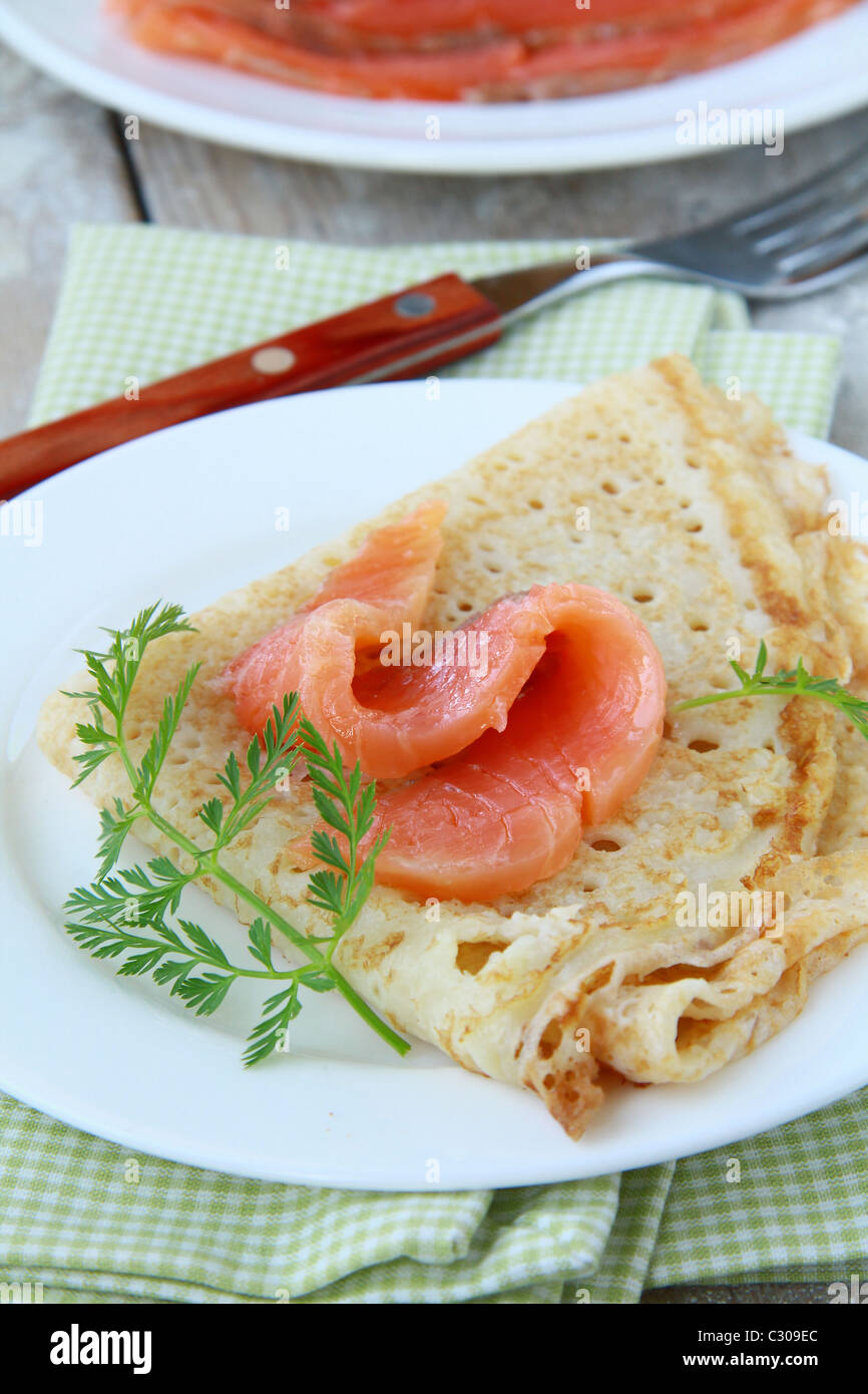 Fish sliced hi-res stock photography and images - Alamy
