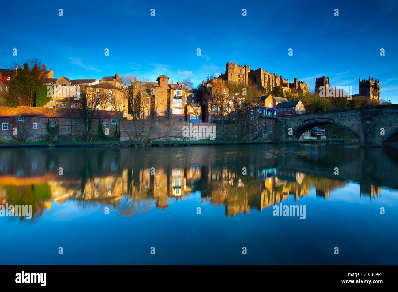 England, County Durham, Durham City. Bridge over the River Wear in the ...