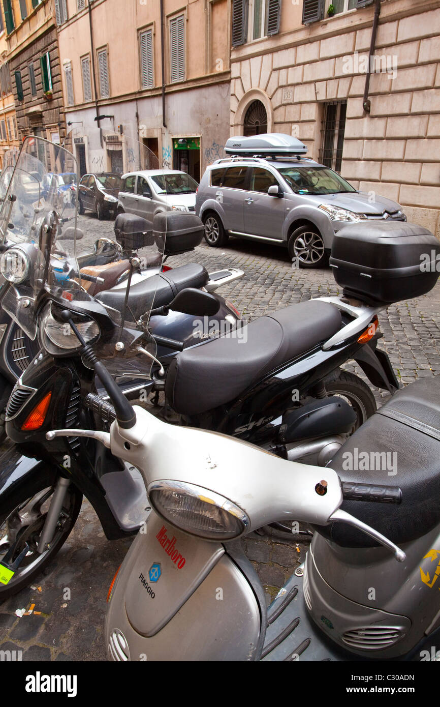 Row of scooters in rome hi-res stock photography and images - Alamy