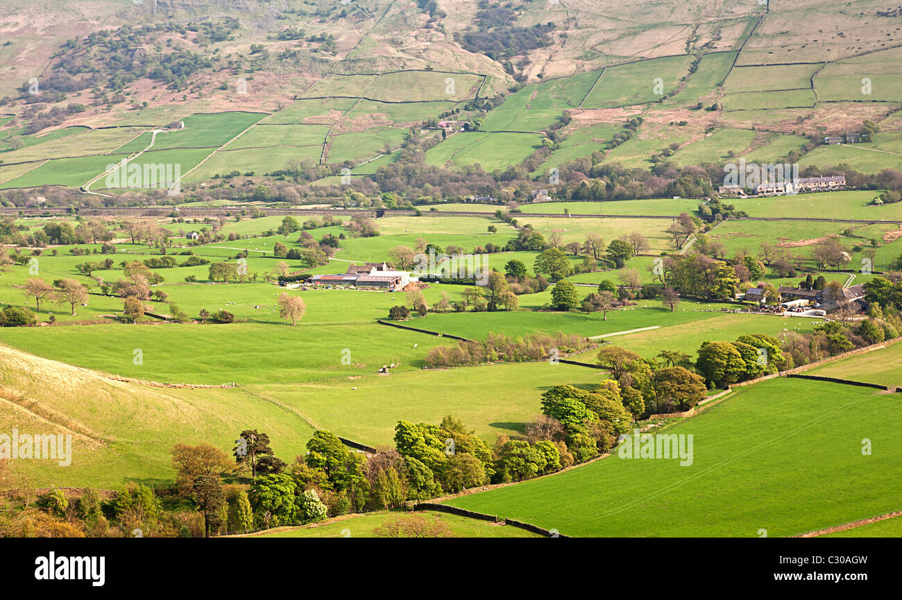 Typical english countryside hi-res stock photography and images - Alamy