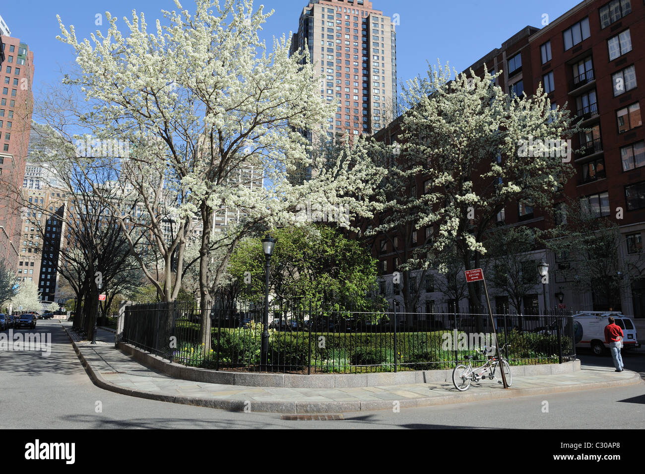 Rector Place in Battery Park City, a neighborhood of apartment ...