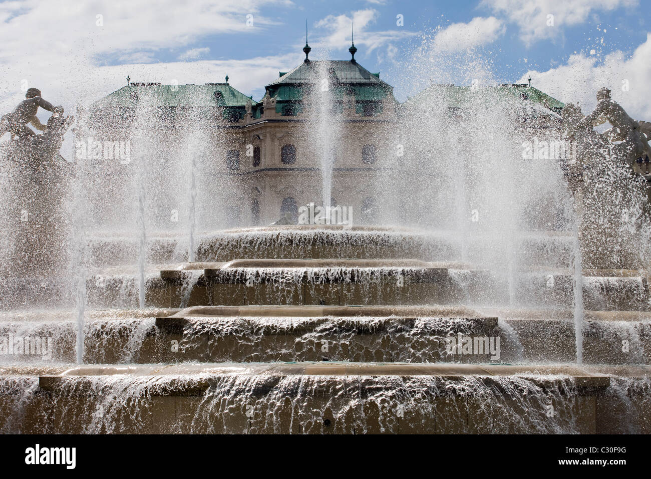 Vienna fountain hi-res stock photography and images - Alamy