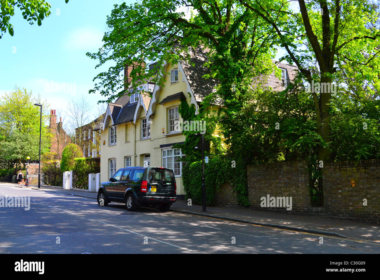 Highgate london hi-res stock photography and images - Alamy