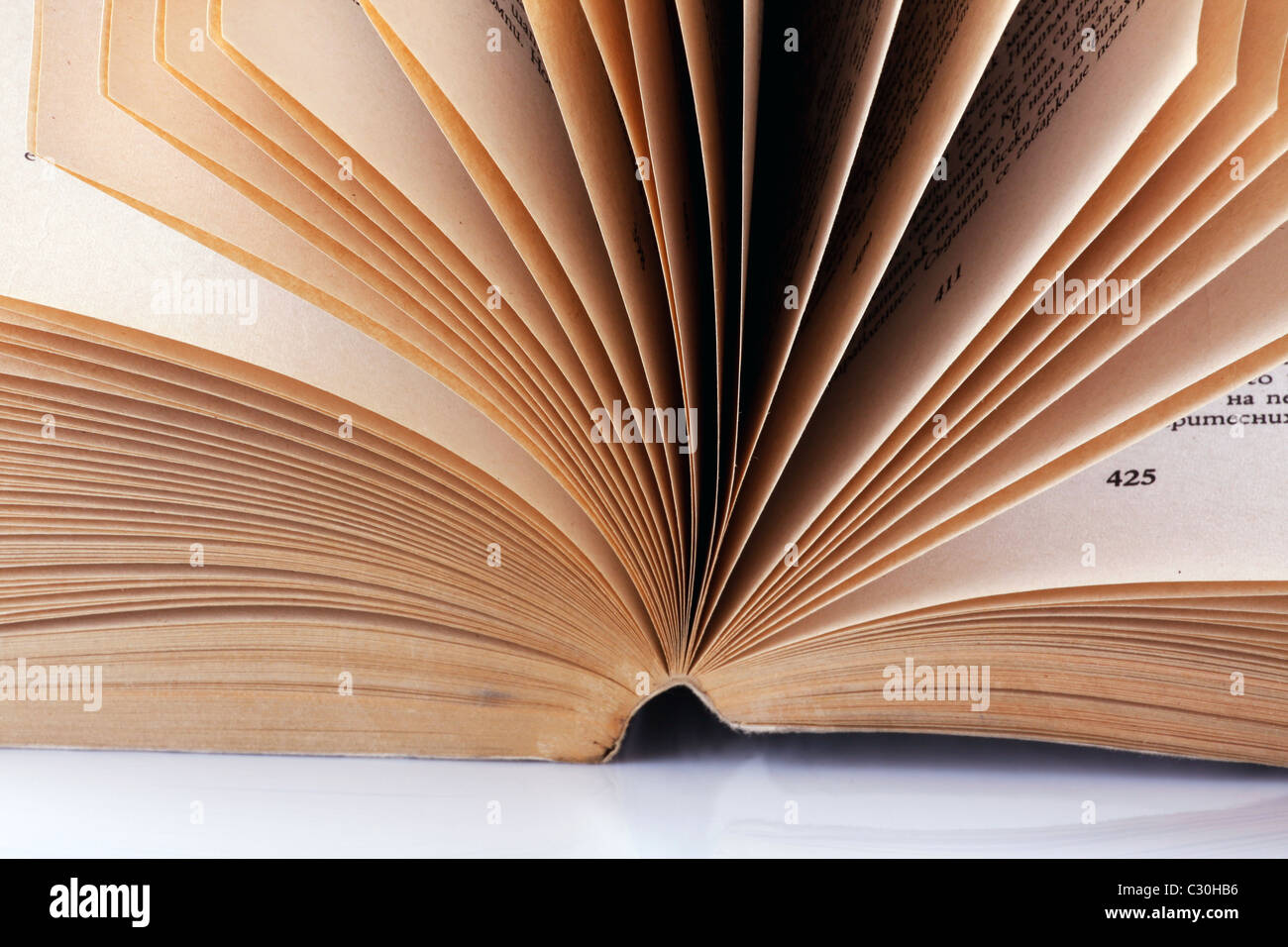 Big open book hi-res stock photography and images - Alamy