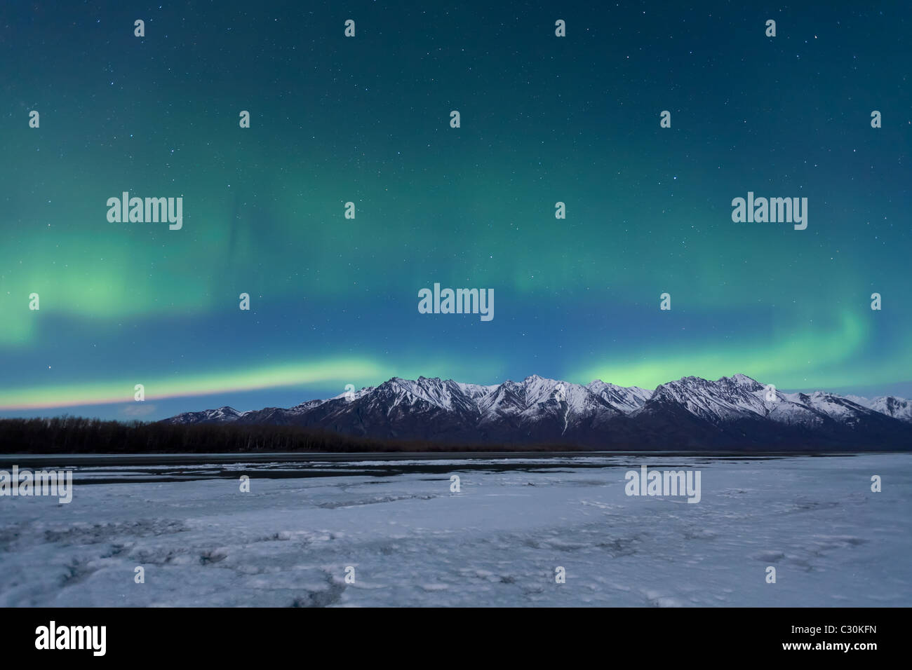 Alaska northern lights spring hi-res stock photography and images - Alamy