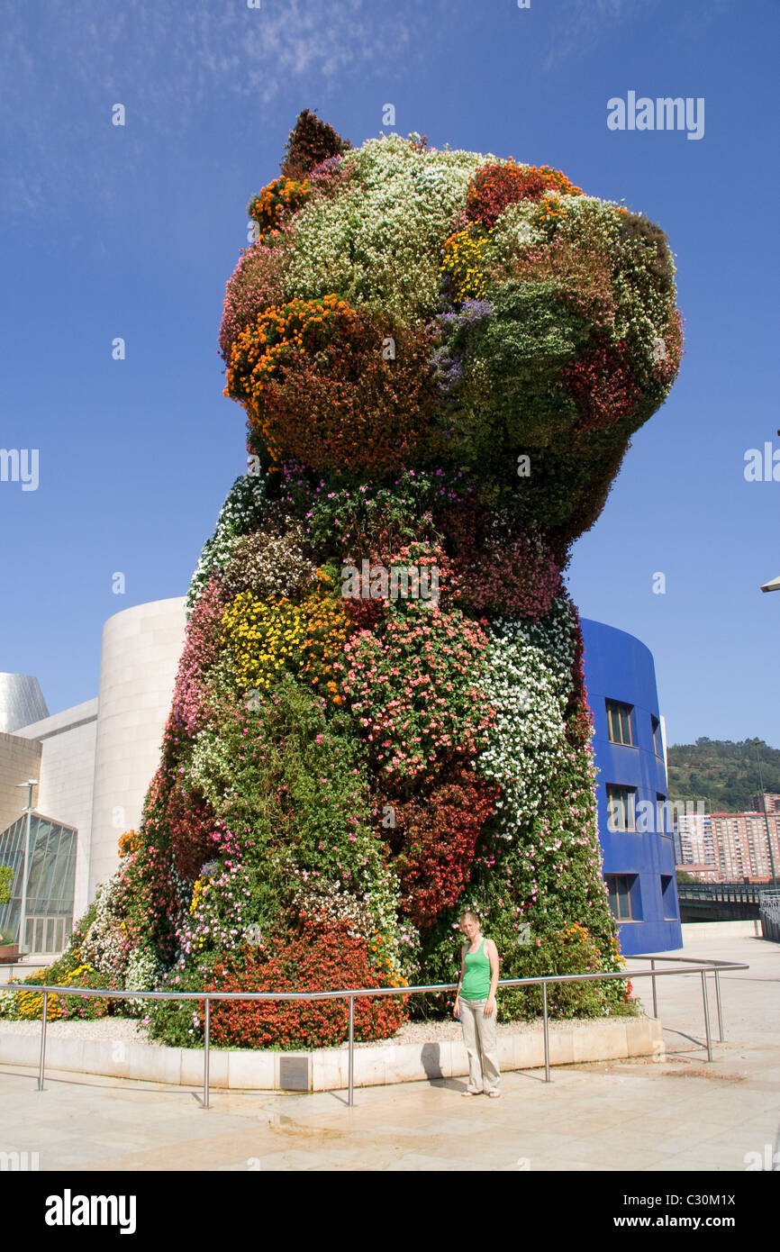 Jeff Koons flower puppy outside Guggenheim Museum Bilbao Stock Photo ...