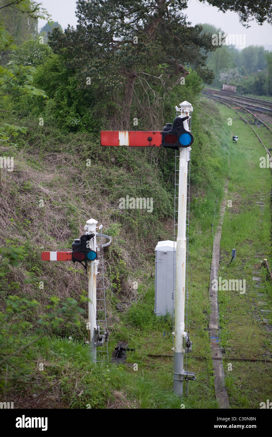 Old train signals hi-res stock photography and images - Alamy