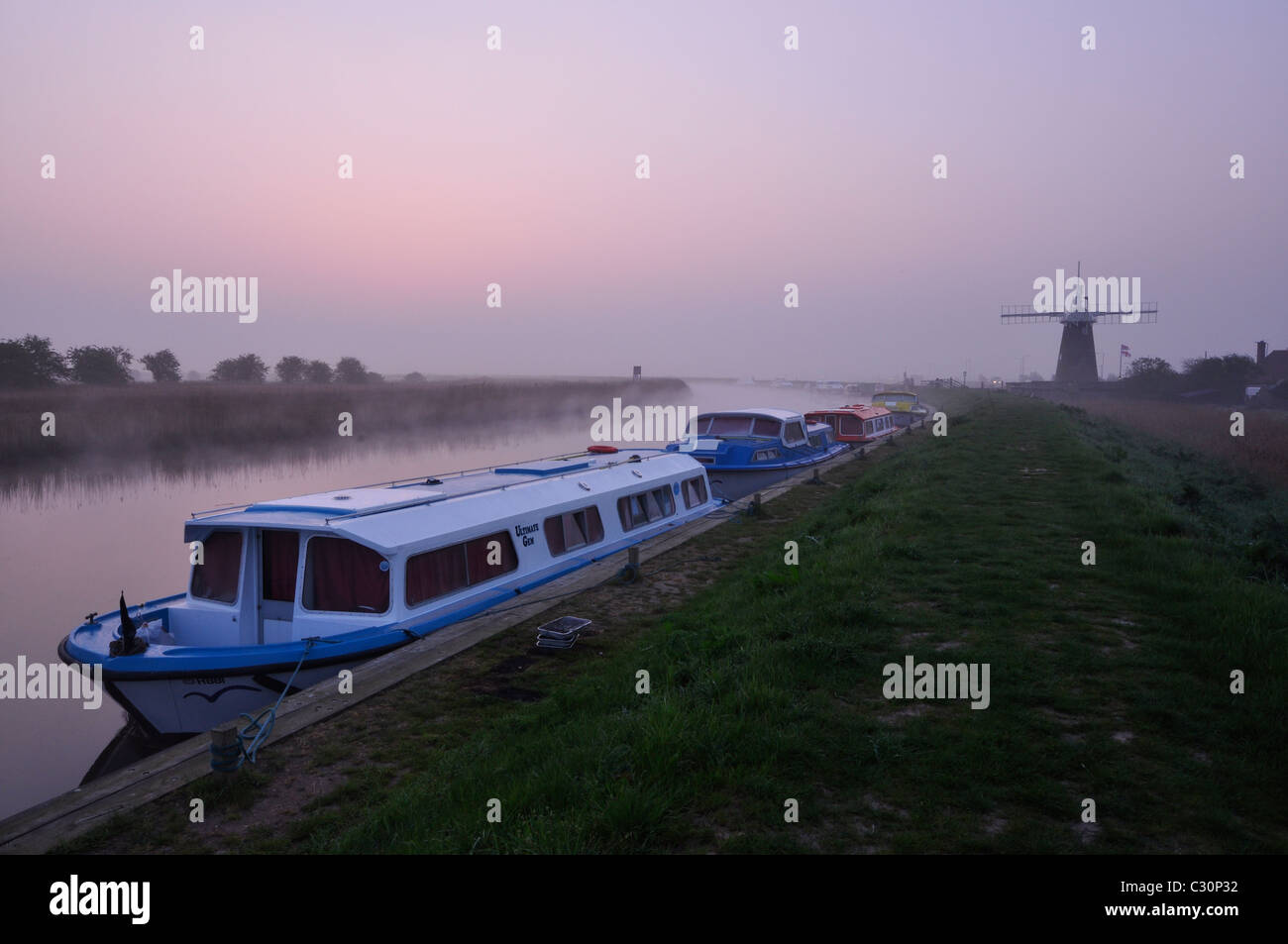 Stracey Arms Mill High Resolution Stock Photography and Images - Alamy