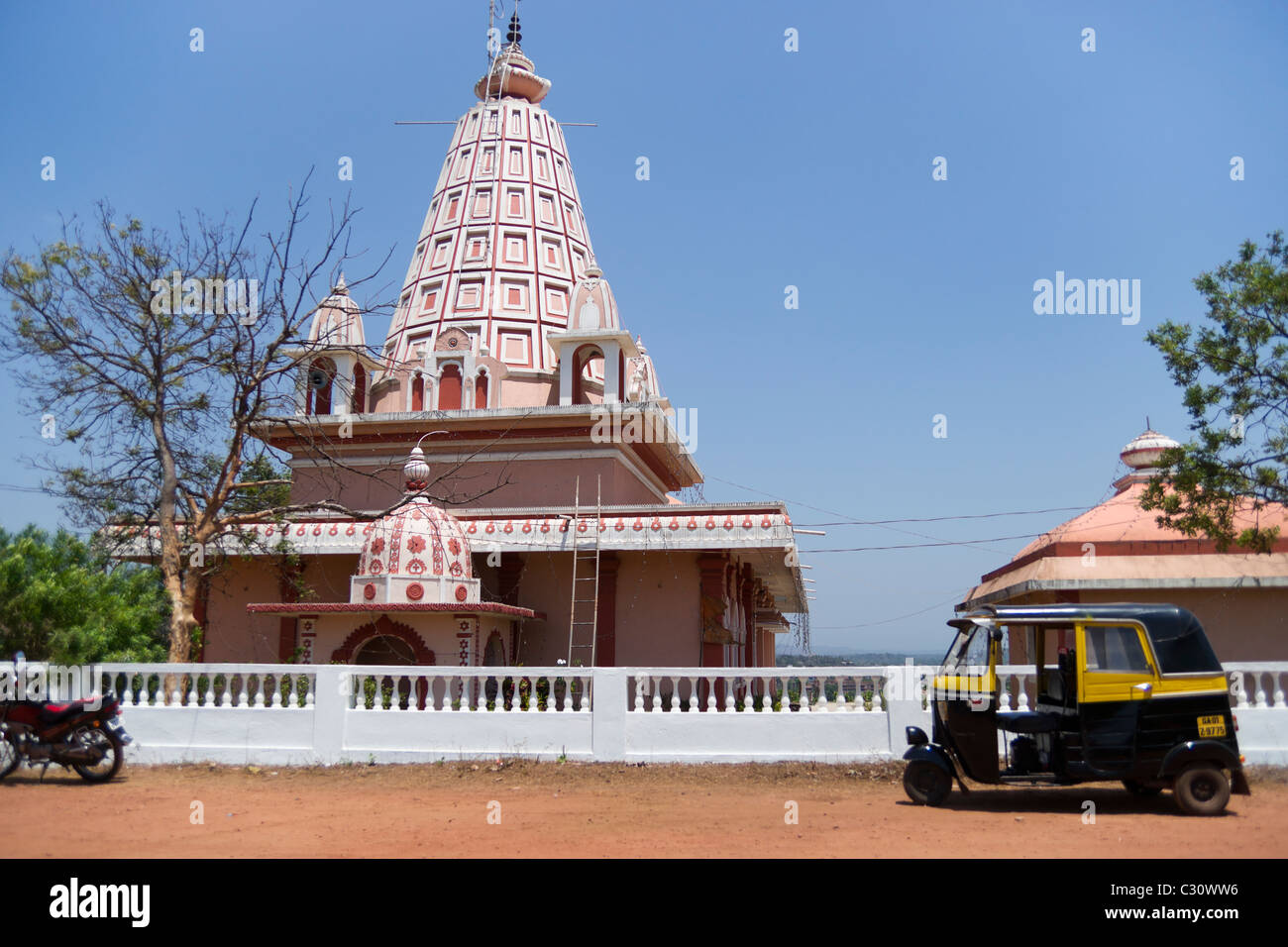 A Hindu Temple Stock Photo - Alamy